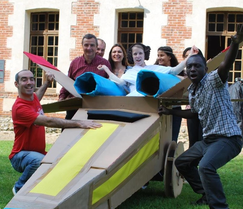 Atelier Teambuilding Construction Carton Challenge